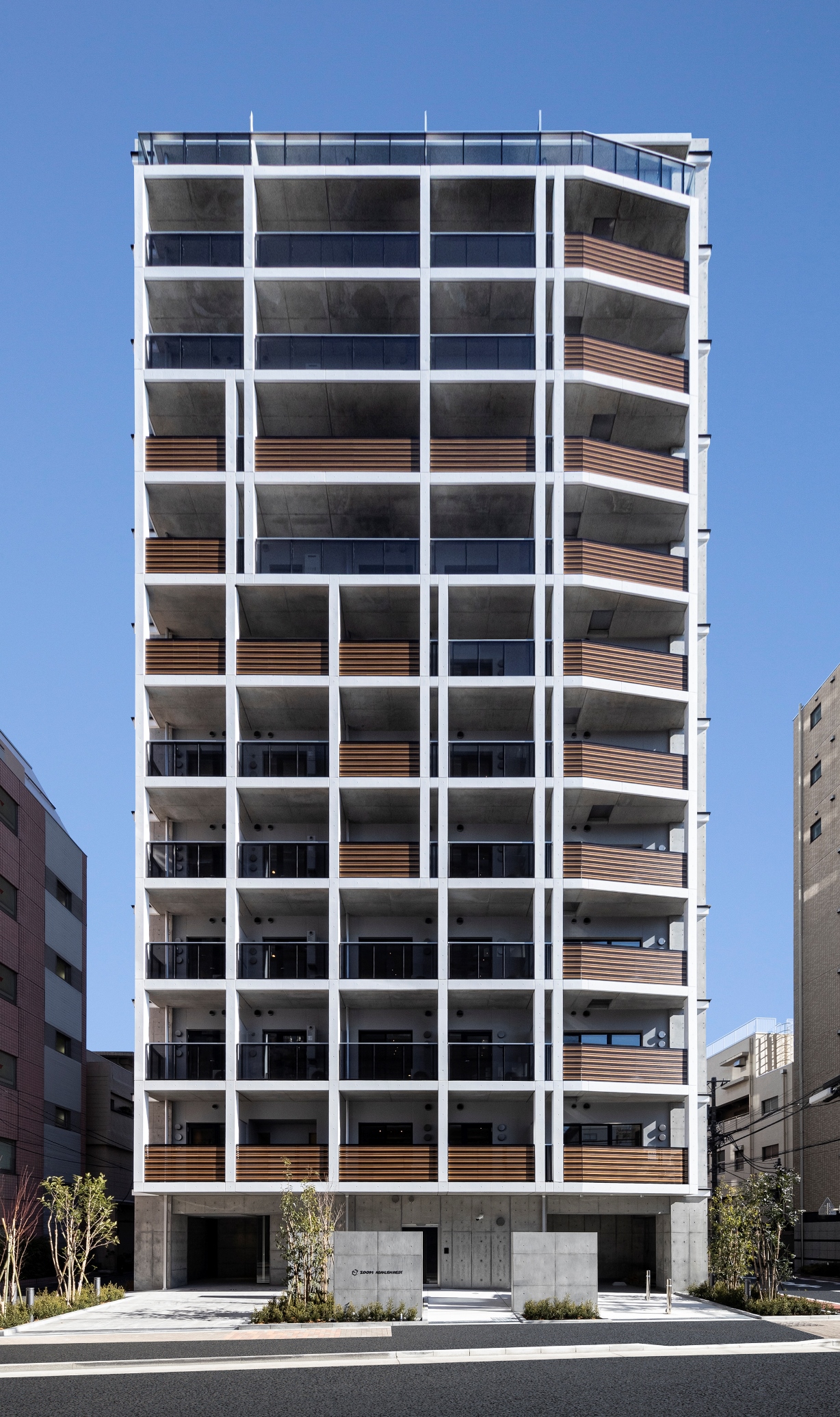 ZOOM浅草WEST | ZOOMRENT ｜ LENZ DX